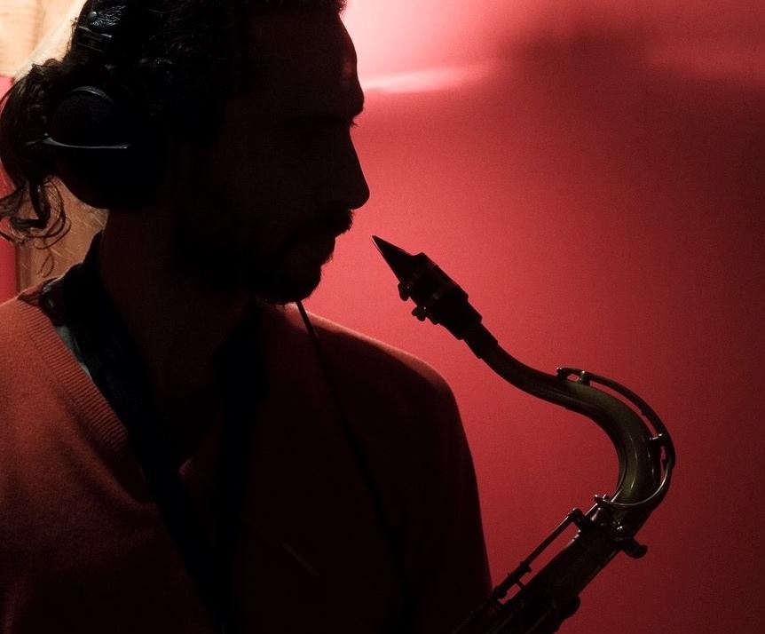 Gianluca Vigliar – Plastic Estrogenus (A.MA Records, 2019) – Off Topic Magazine