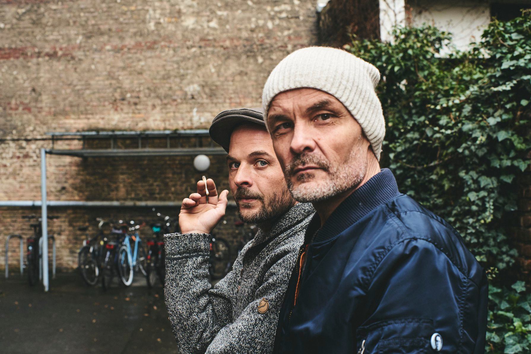 F.S. Blumm & Nils Frahm – 2X1=4 (Leither, 2021) – Off Topic Magazine